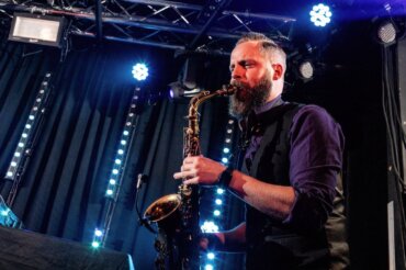 Steven Heath | Yorkshire Wedding Singer for Modern Couples